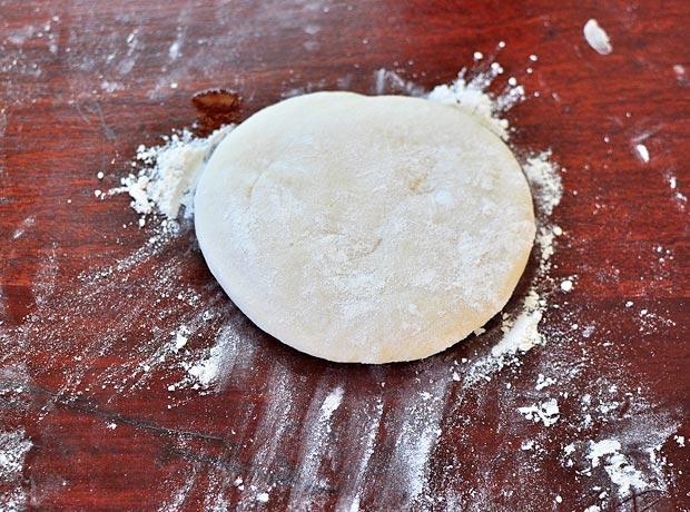 Chapatti flat bread – cooking Tanzanian food in your Kitchen | Tanzania ...