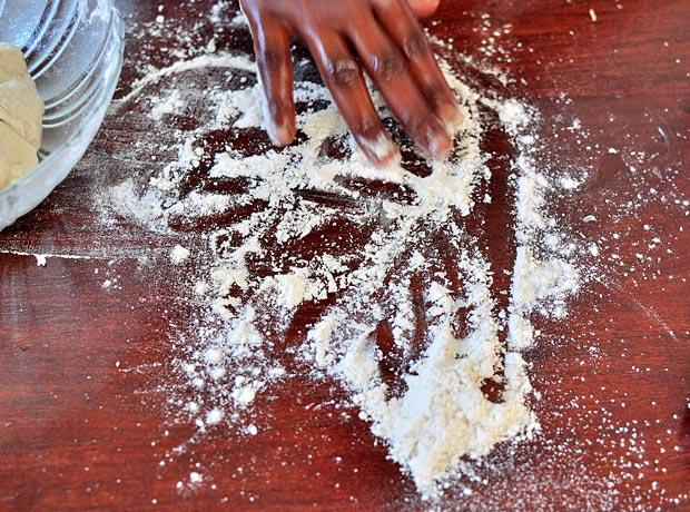 Chapatti flat bread – cooking Tanzanian food in your Kitchen | Tanzania ...